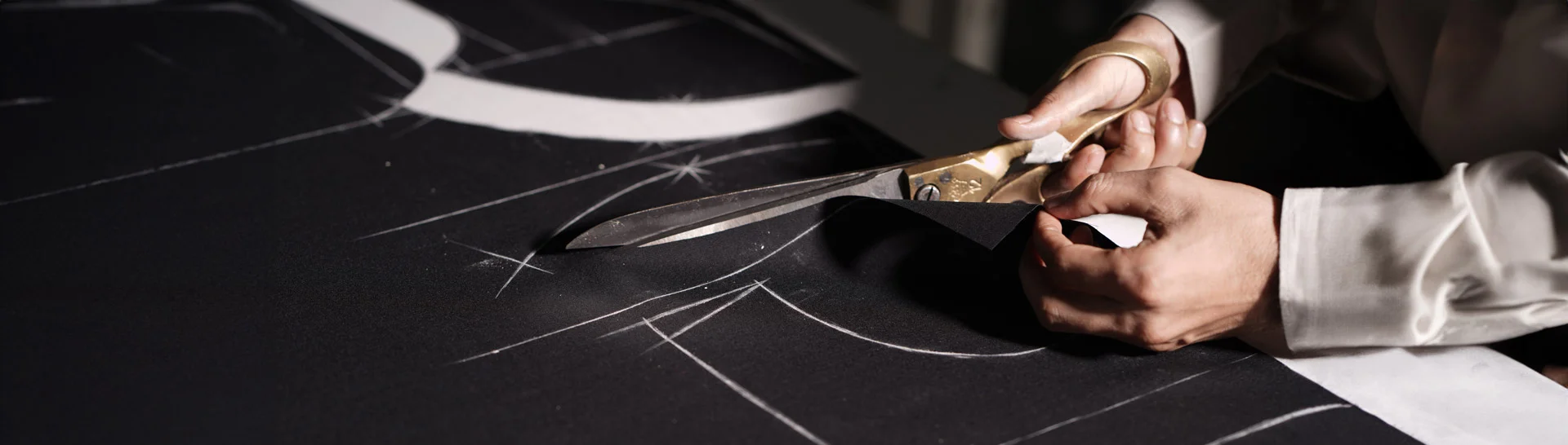 Custom Tailoring - Online Tailoring Services At Doorstep
